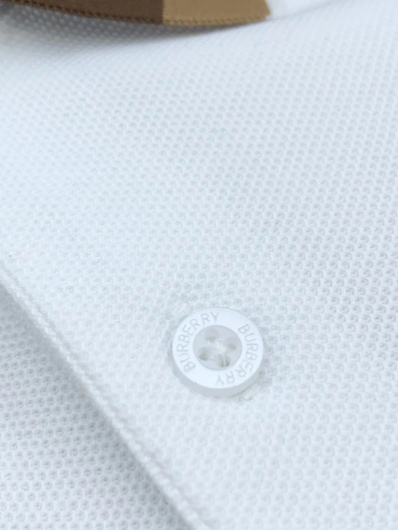 Indistinguishable Burberry T-Shirts