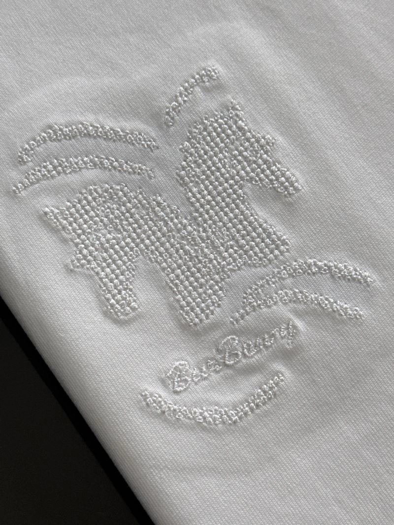 Factory-made Burberry T-Shirts