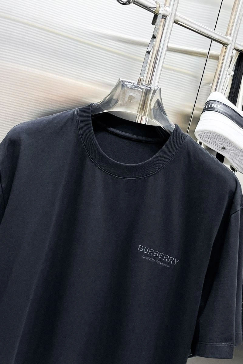 Factory-made Burberry T-Shirts