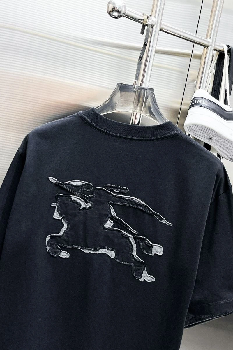 Factory-made Burberry T-Shirts