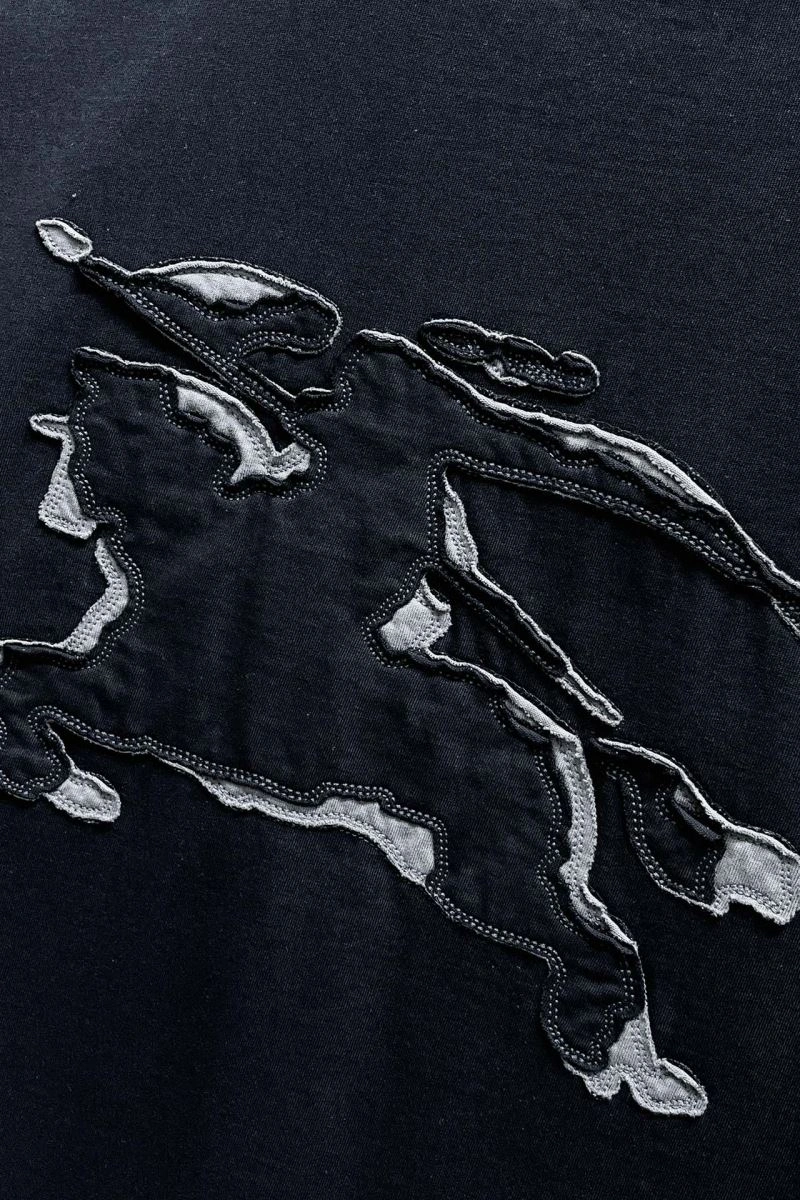 Factory-made Burberry T-Shirts