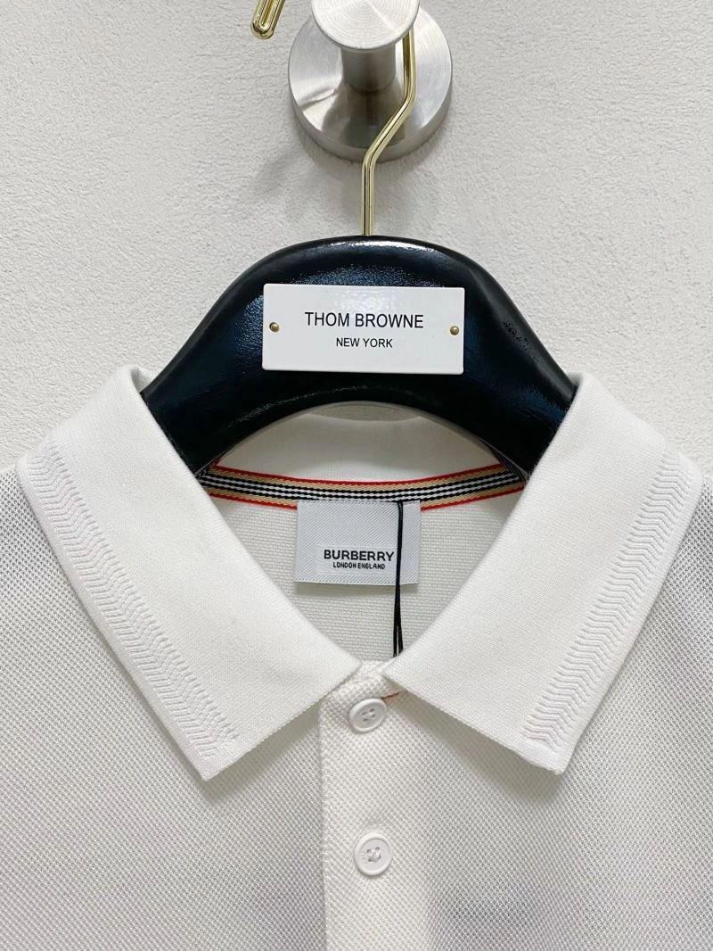 Low-cost Burberry T-Shirts