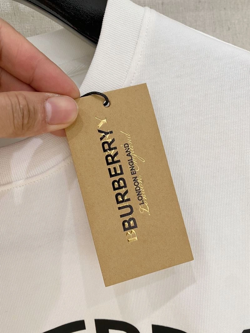 Inexpensive Burberry T-Shirts