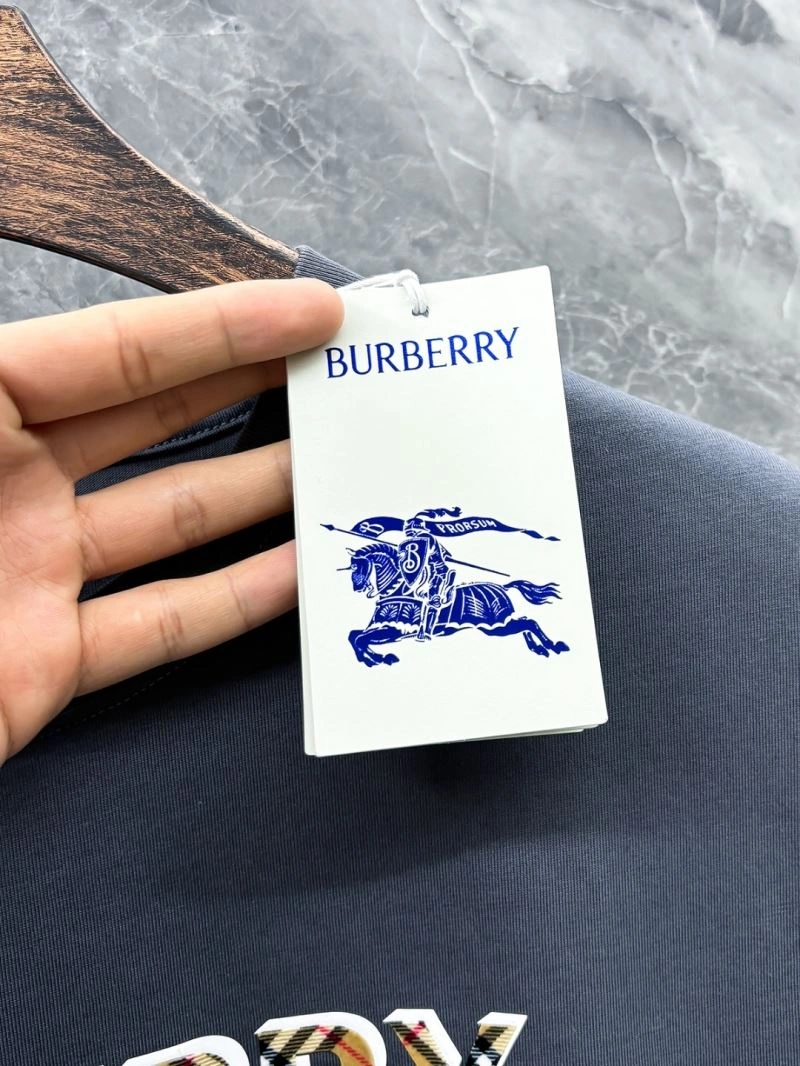 Inexpensive Burberry T-Shirts