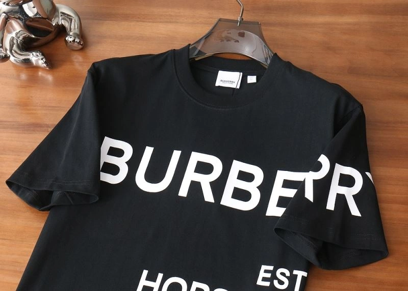 Indistinguishable Burberry T-Shirts