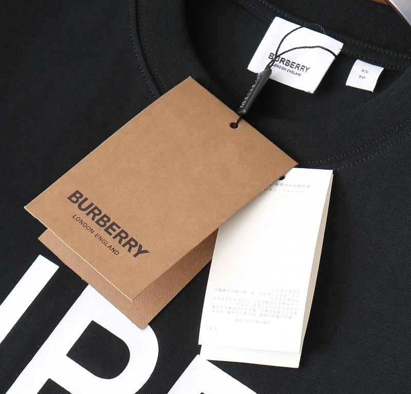 Indistinguishable Burberry T-Shirts