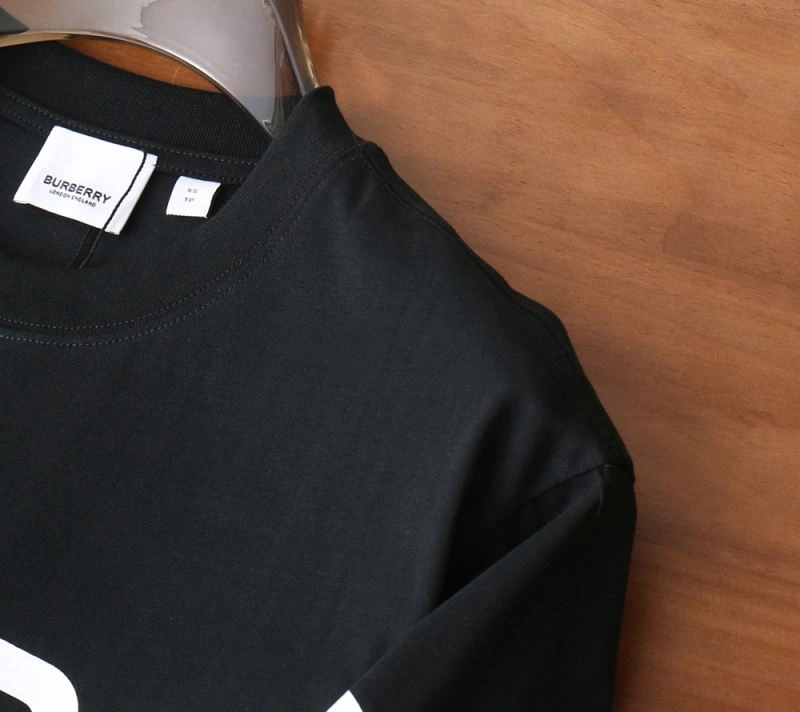 Indistinguishable Burberry T-Shirts
