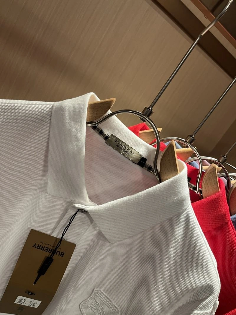 Top mirror Burberry T-Shirts