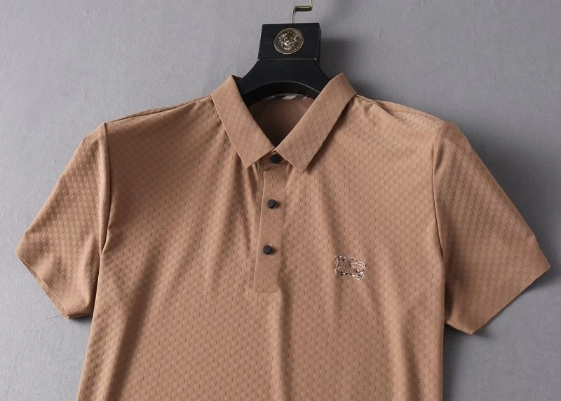Low-cost Burberry T-Shirts