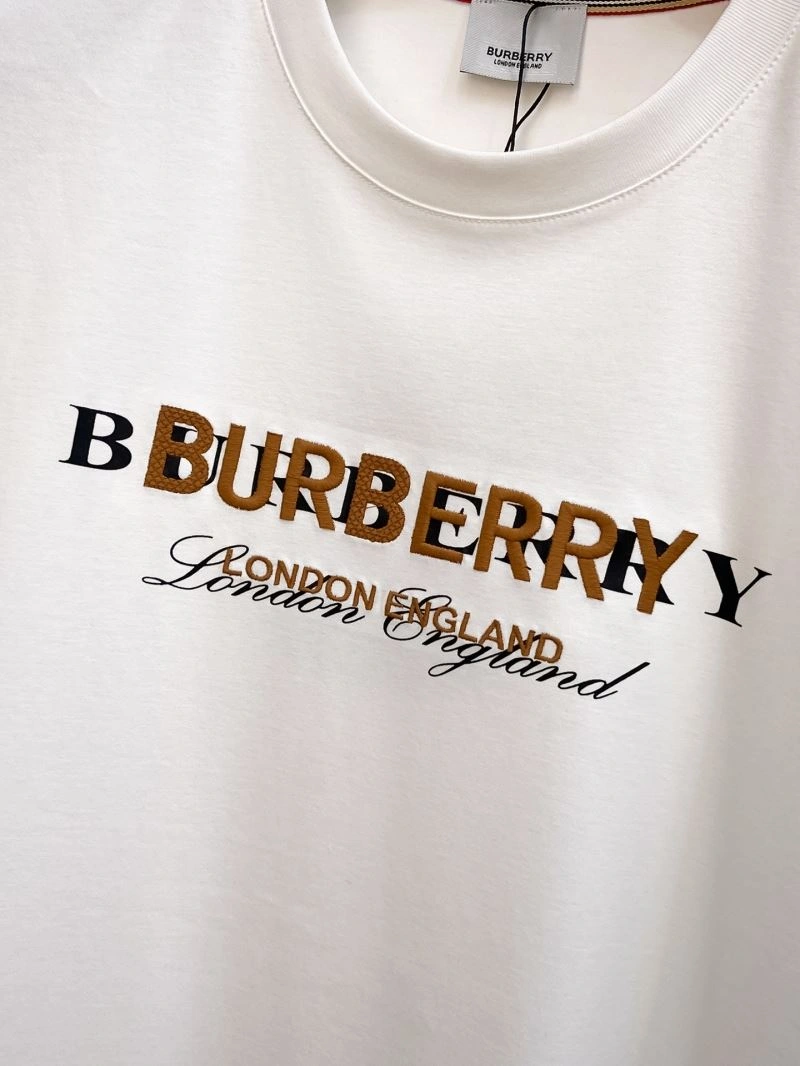 Top match Burberry T-Shirts