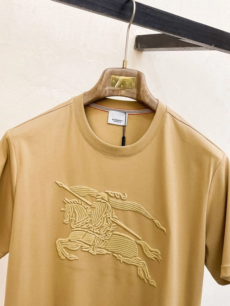 Top match Burberry T-Shirts