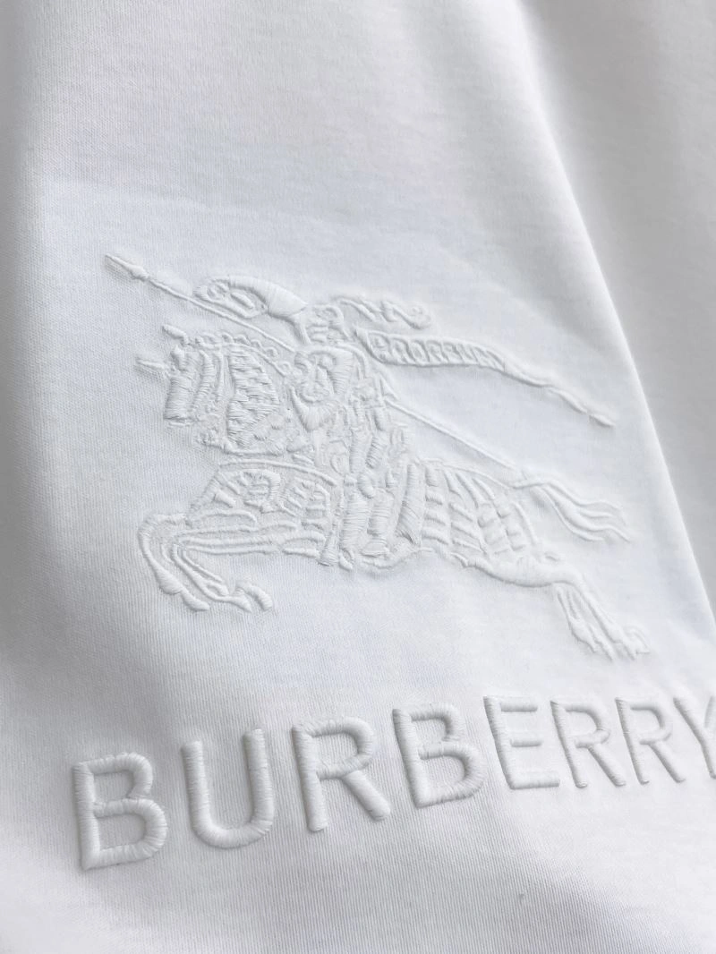 Low-cost Burberry T-Shirts