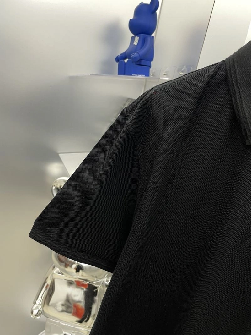 Low-cost Burberry T-Shirts