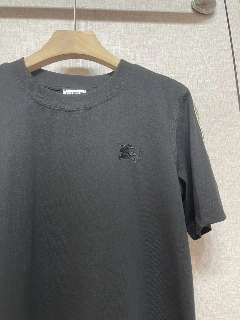 Reasonably priced Burberry T-Shirts