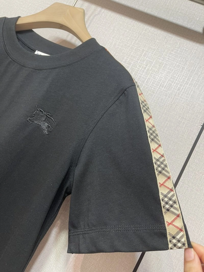 Reasonably priced Burberry T-Shirts