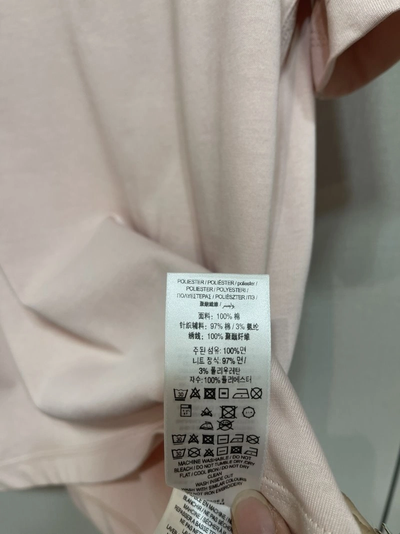 Inexpensive Burberry T-Shirts