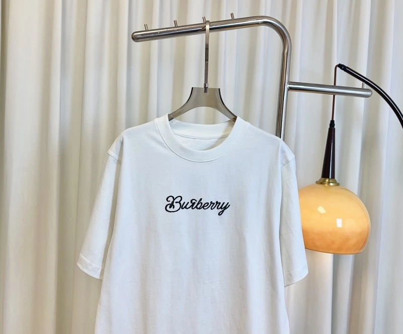 Inexpensive Burberry T-Shirts