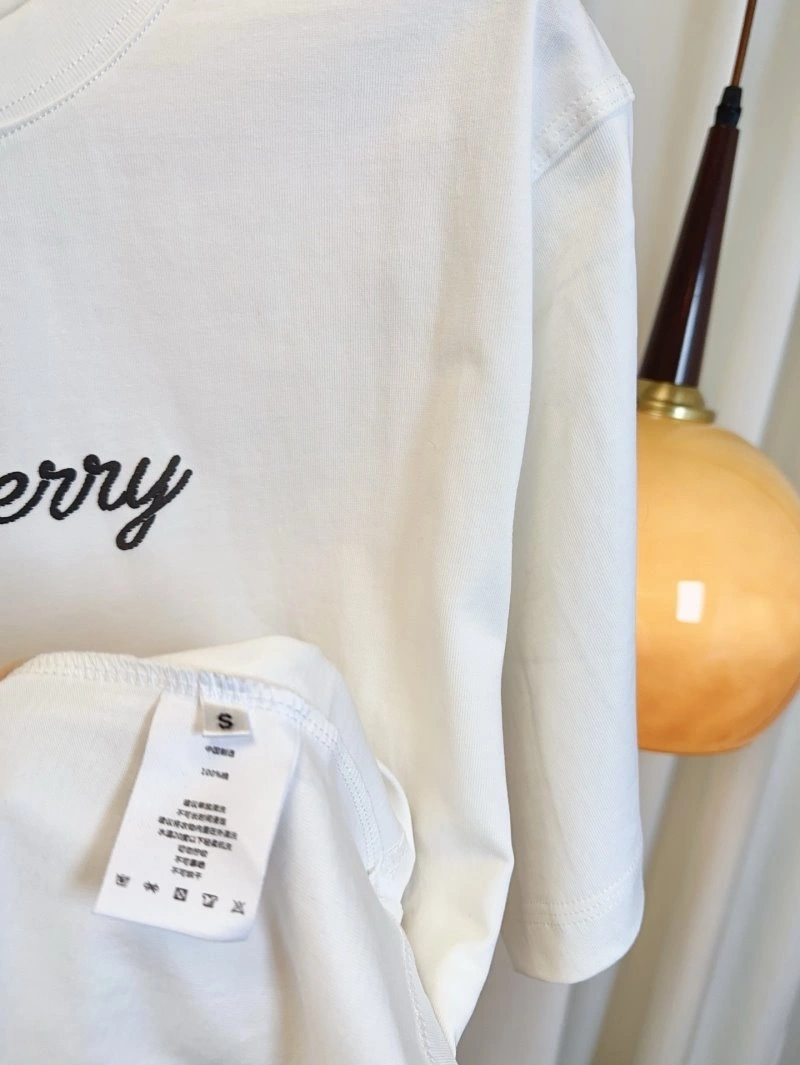 Inexpensive Burberry T-Shirts