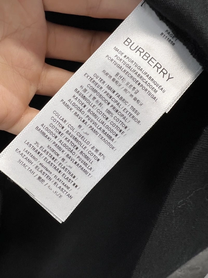 Low-cost Burberry T-Shirts