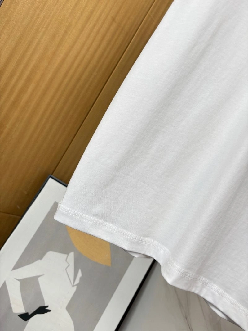Inexpensive Burberry T-Shirts