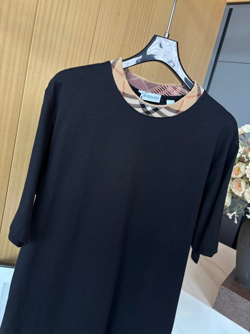 Low-cost Burberry T-Shirts