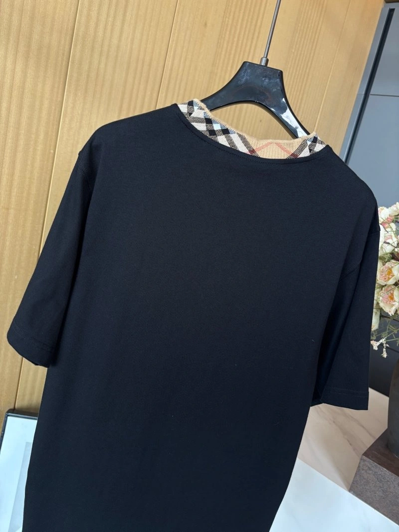 Low-cost Burberry T-Shirts