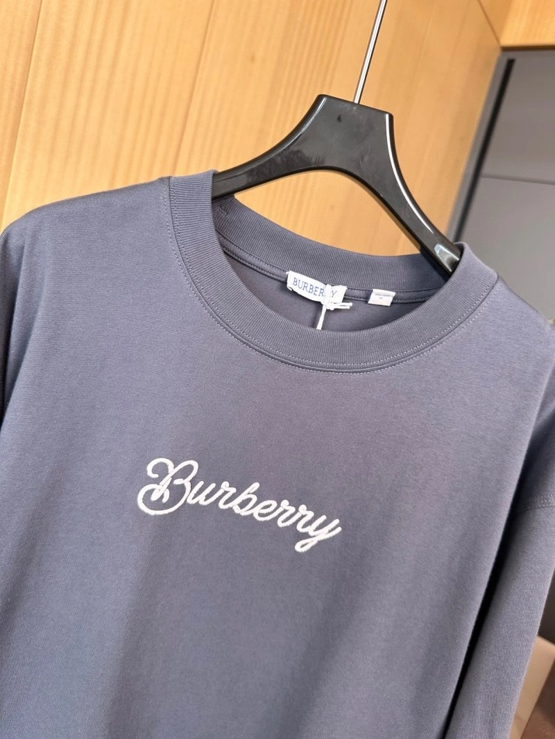 Inexpensive Burberry T-Shirts