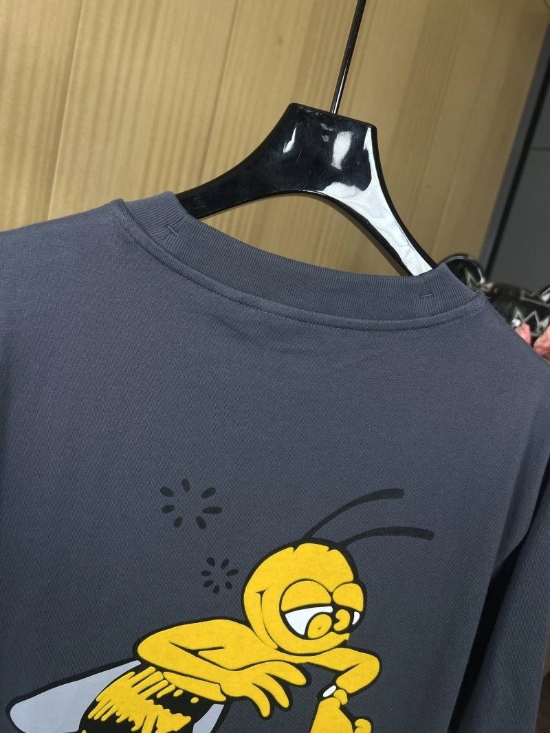 Low-cost Burberry T-Shirts