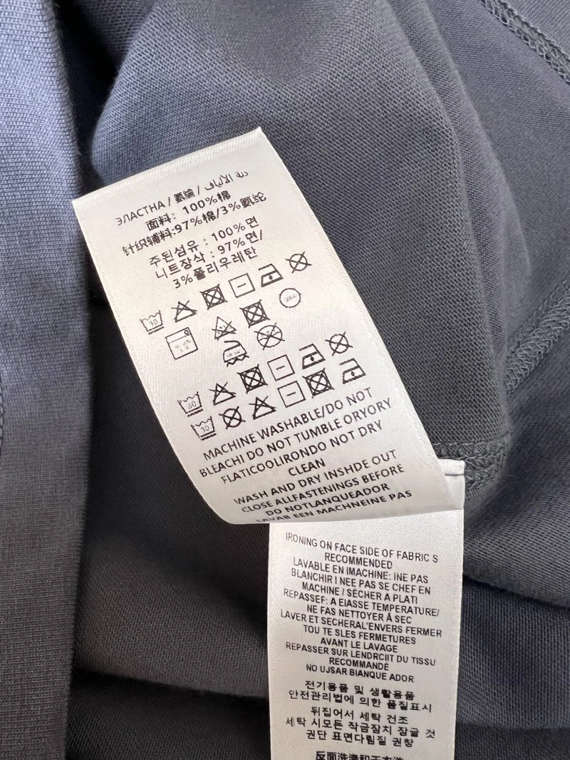Low-cost Burberry T-Shirts