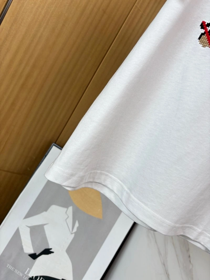 Reasonably priced Burberry T-Shirts