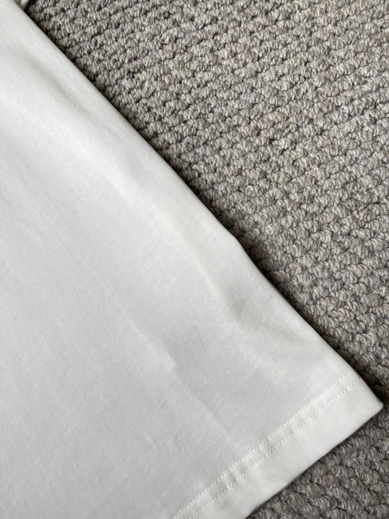 Inexpensive Burberry T-Shirts