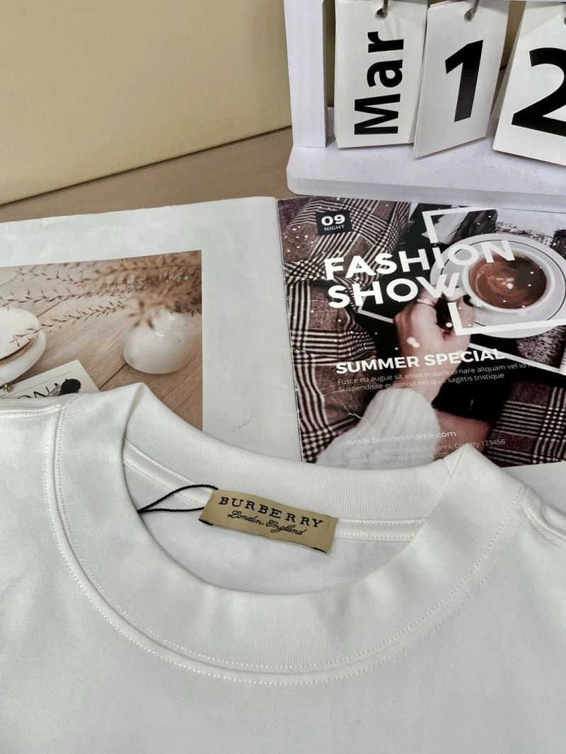 Top match Burberry T-Shirts