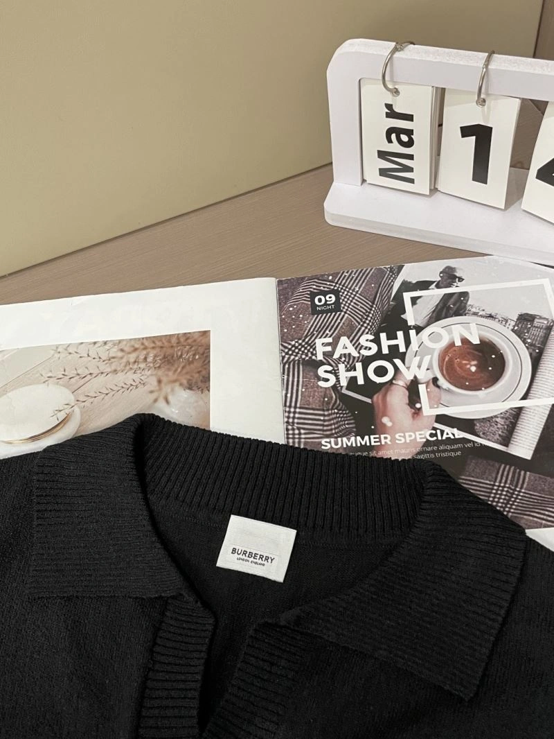 Top match Burberry T-Shirts
