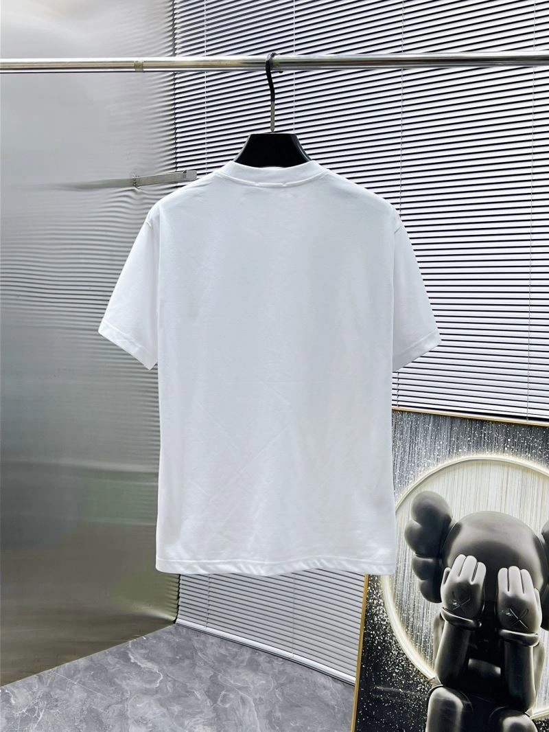 Low-cost Burberry T-Shirts
