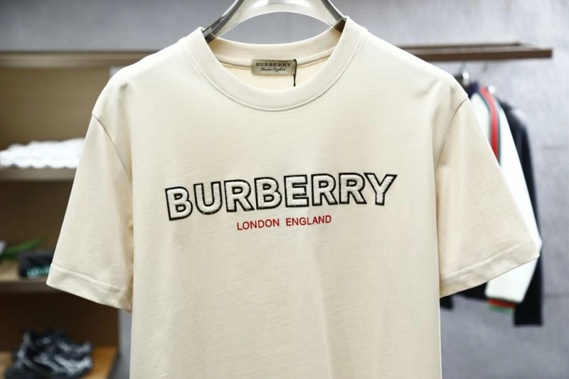 Top match Burberry T-Shirts