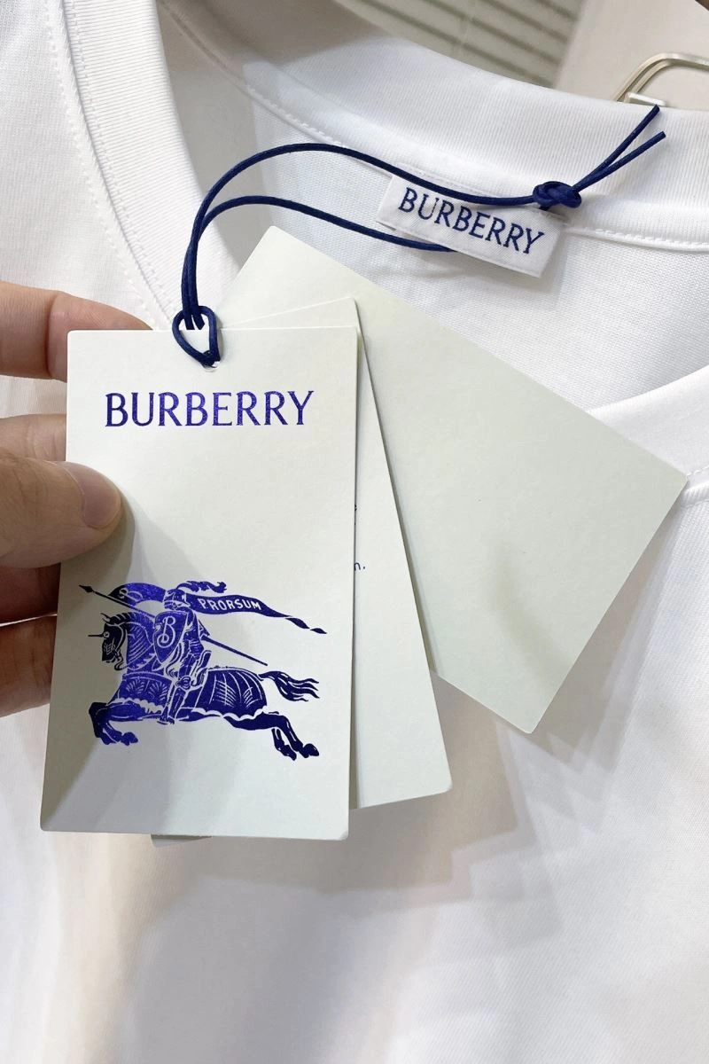 Bargain Burberry T-Shirts