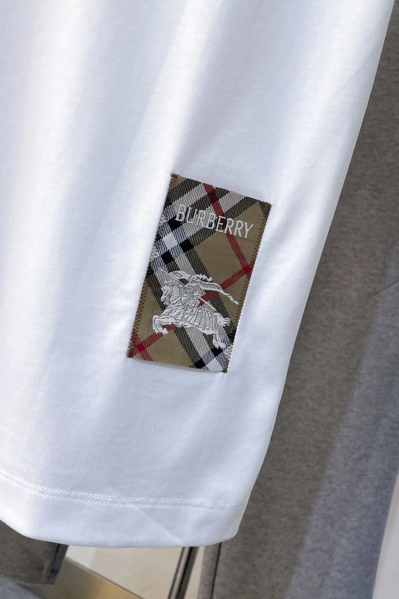 Bargain Burberry T-Shirts