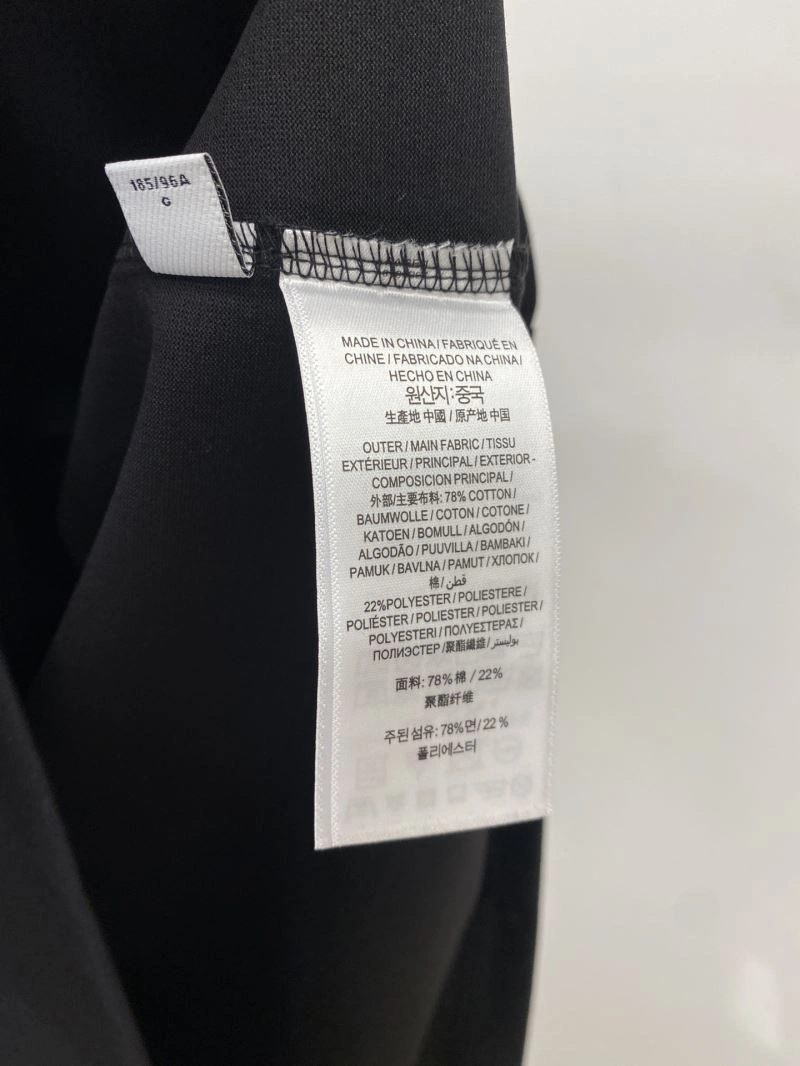 Inexpensive Burberry T-Shirts