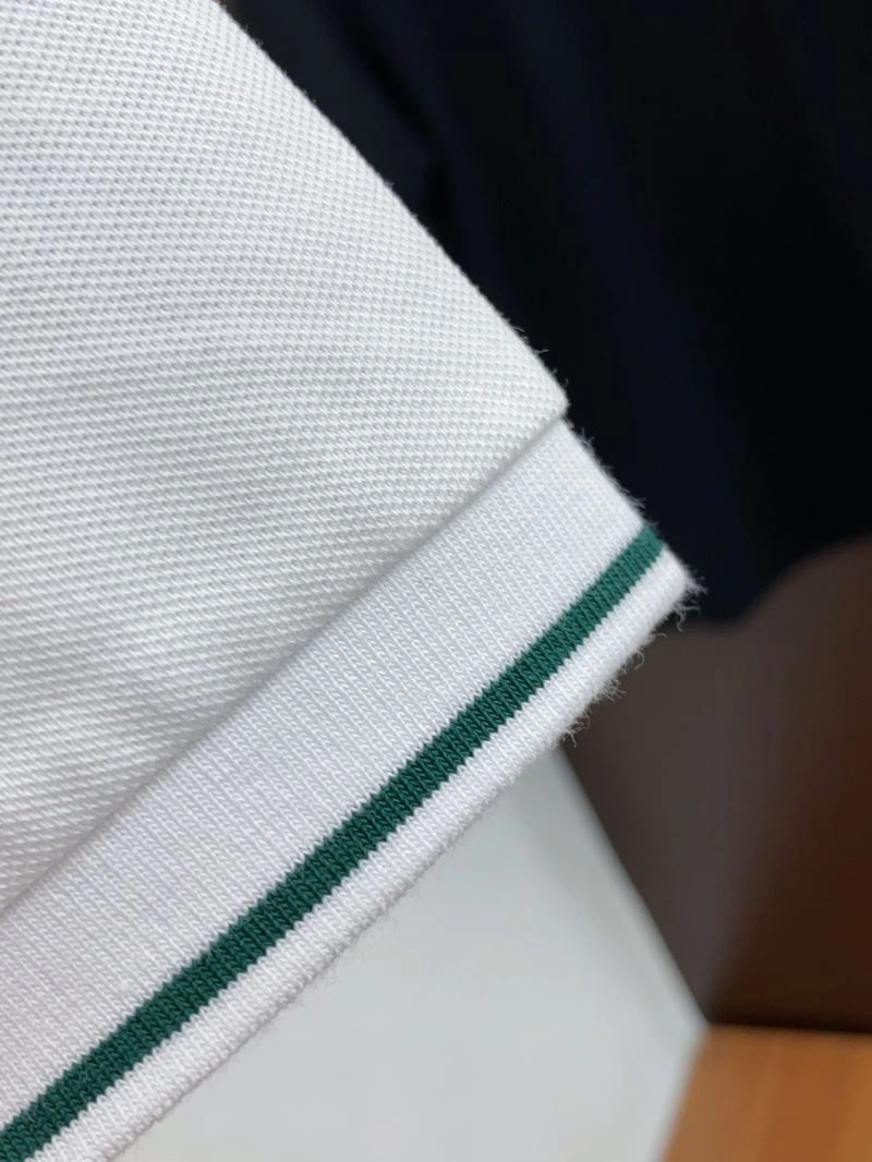 Low-cost Burberry T-Shirts