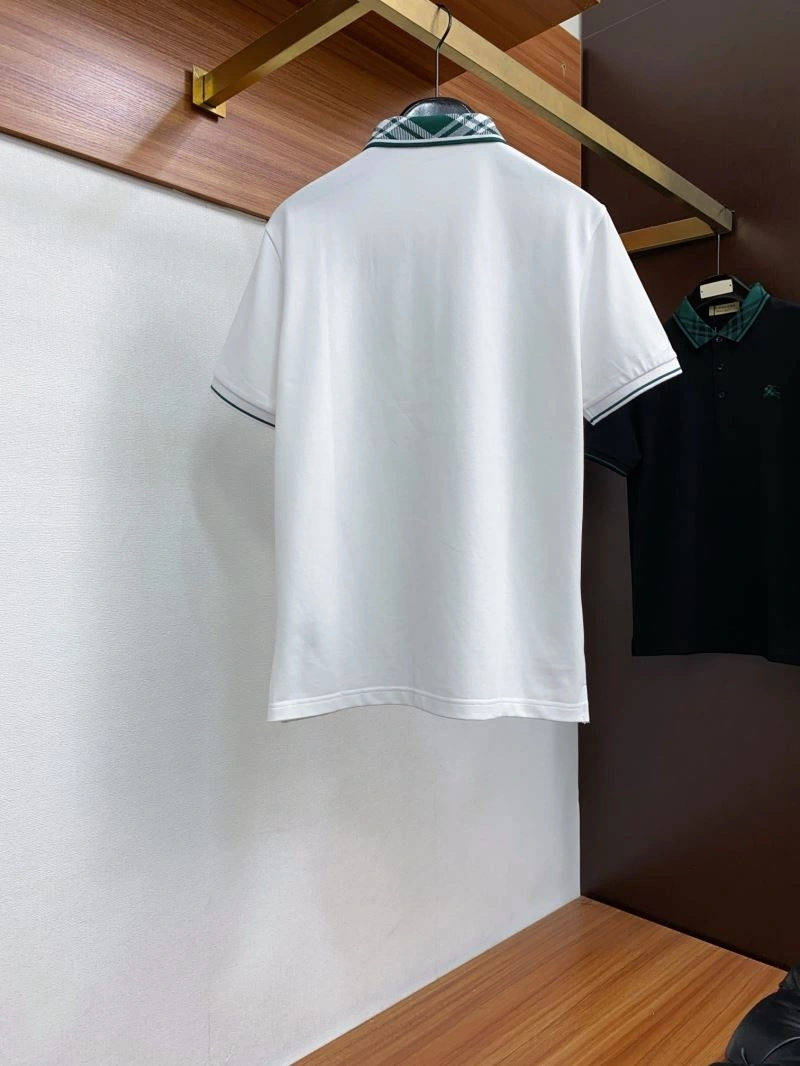 Low-cost Burberry T-Shirts