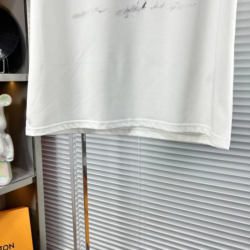 Bargain Burberry T-Shirts