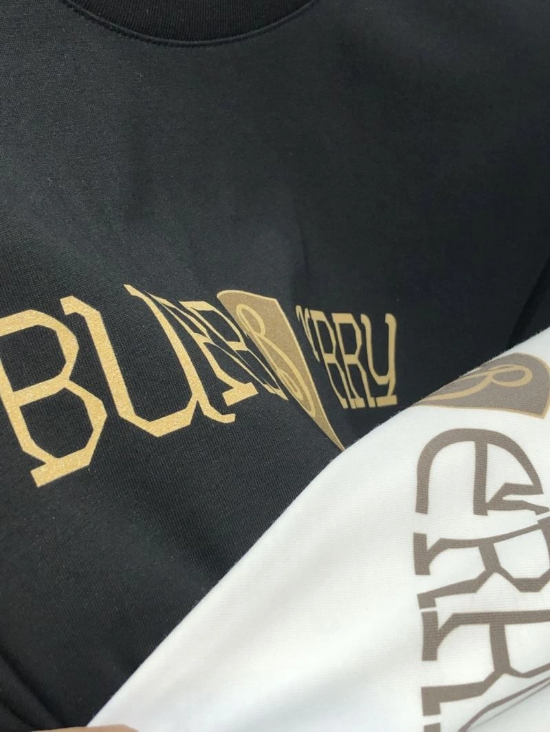 Indistinguishable Burberry T-Shirts