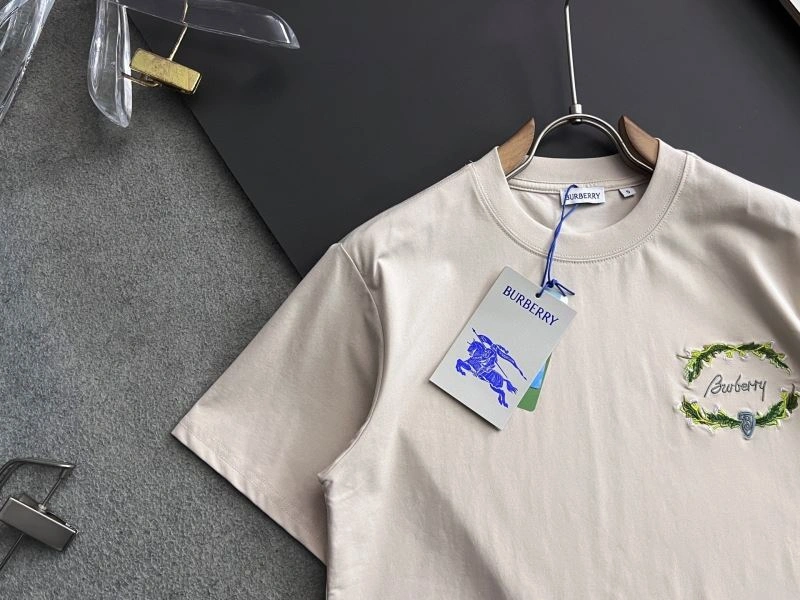 Factory-made Burberry T-Shirts