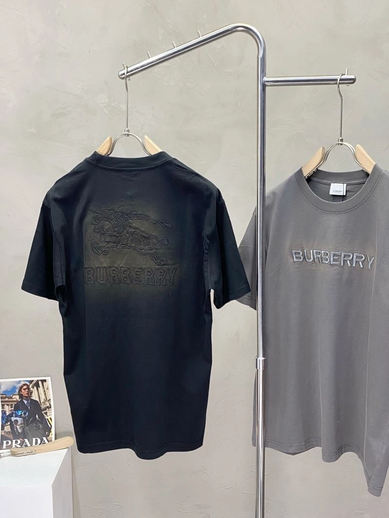Low-cost Burberry T-Shirts