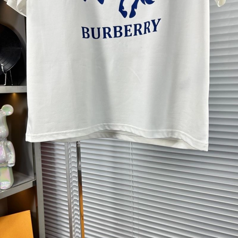 Exact replica Burberry T-Shirts