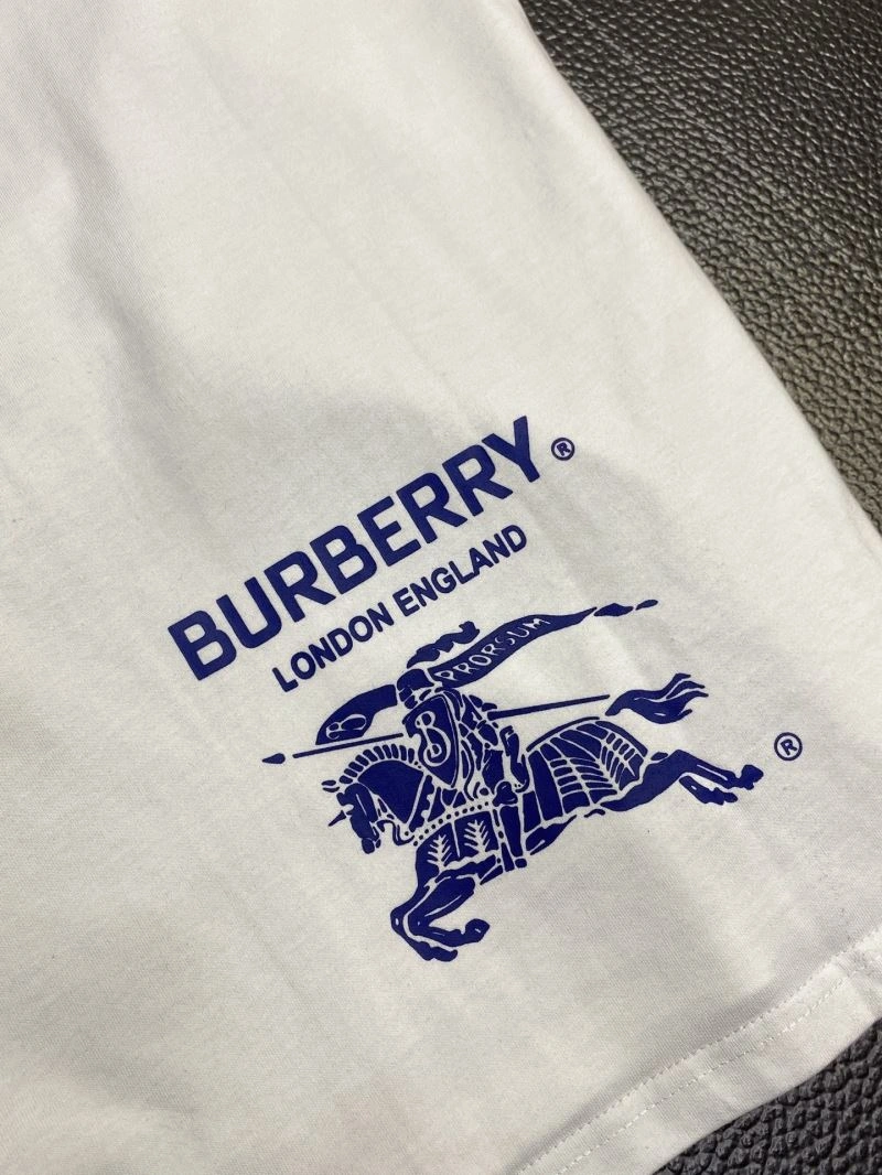 Top match Burberry T-Shirts