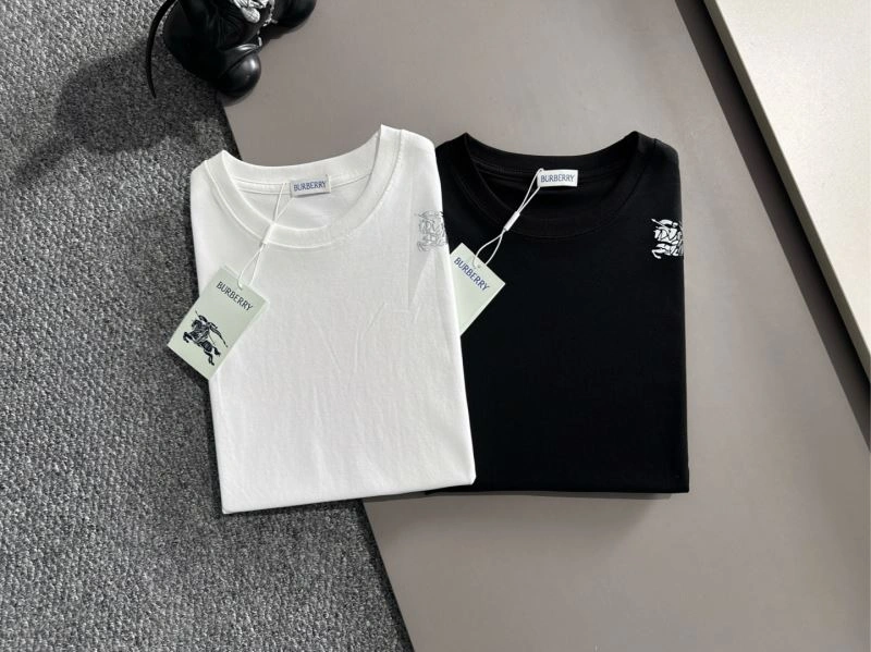 High fidelity Burberry T-Shirts