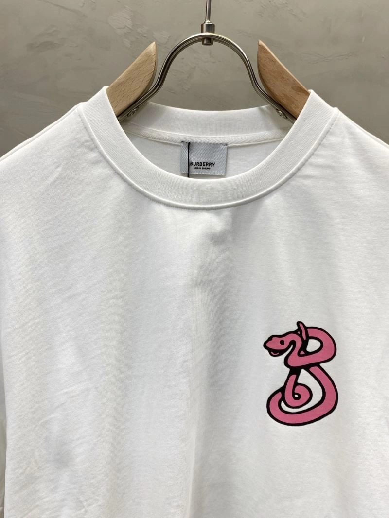 Top match Burberry T-Shirts