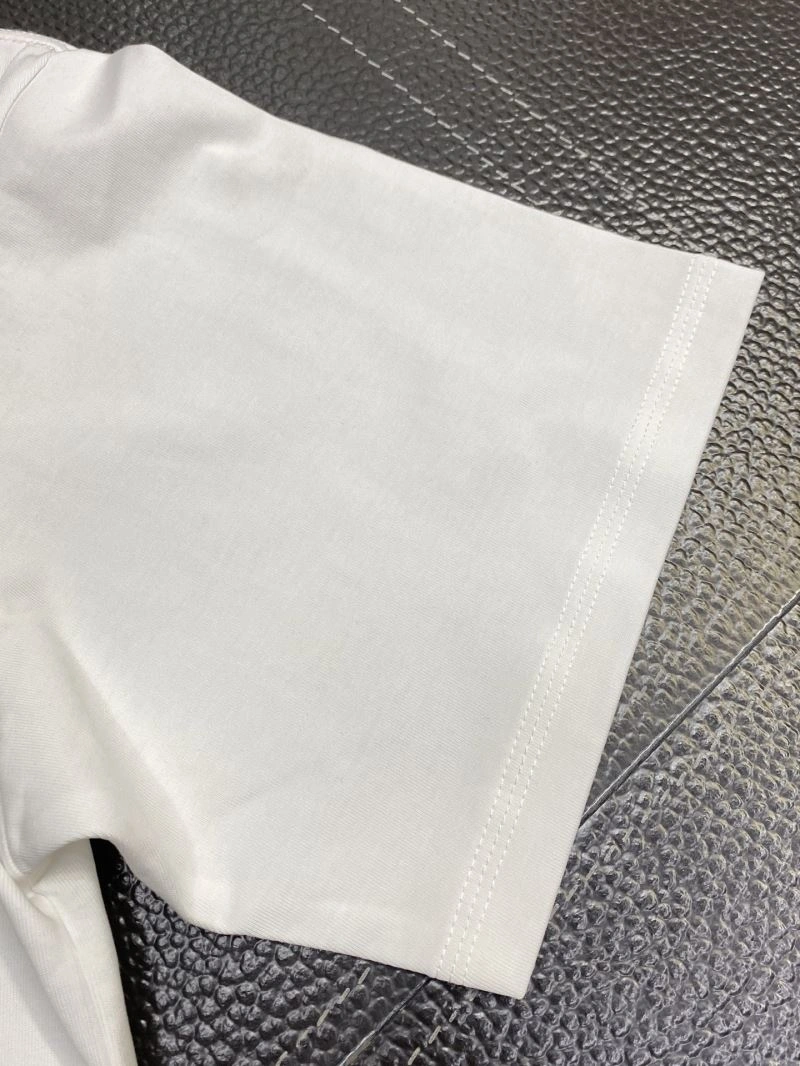 Original Burberry T-Shirts