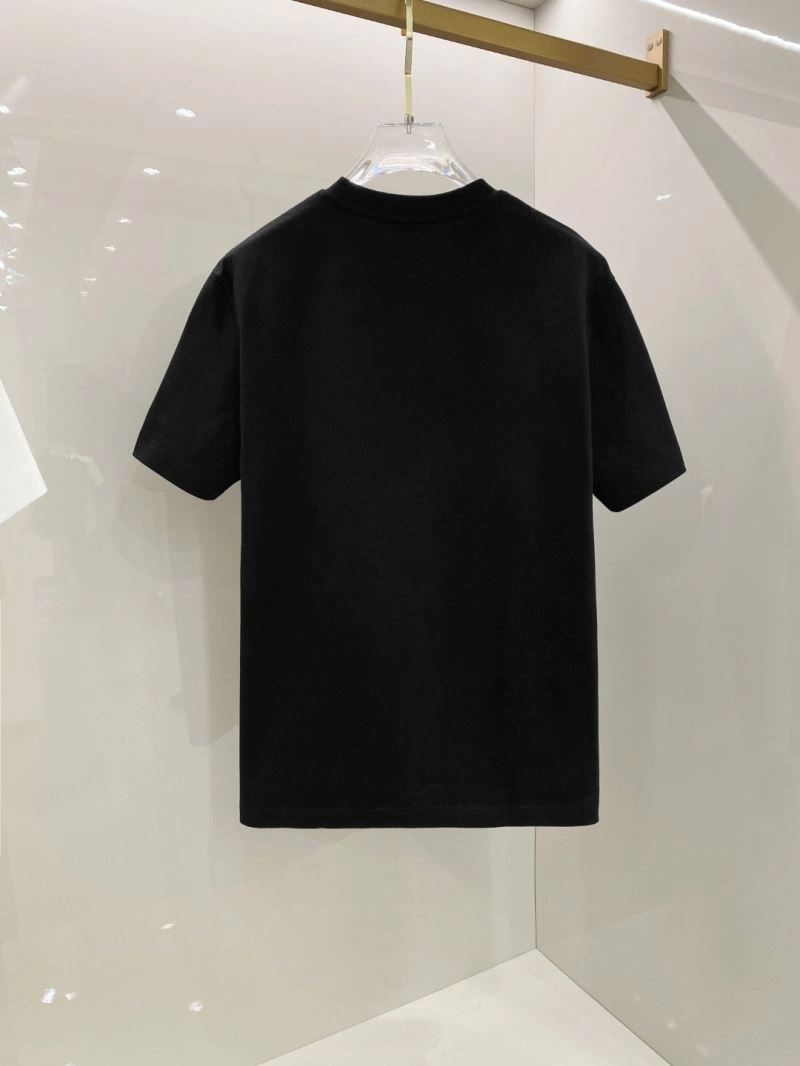 Indistinguishable Burberry T-Shirts